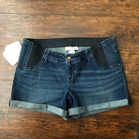 Isabel Maternity by Ingrid & Isabel | Shorts | Isabel Maternity Inset ...